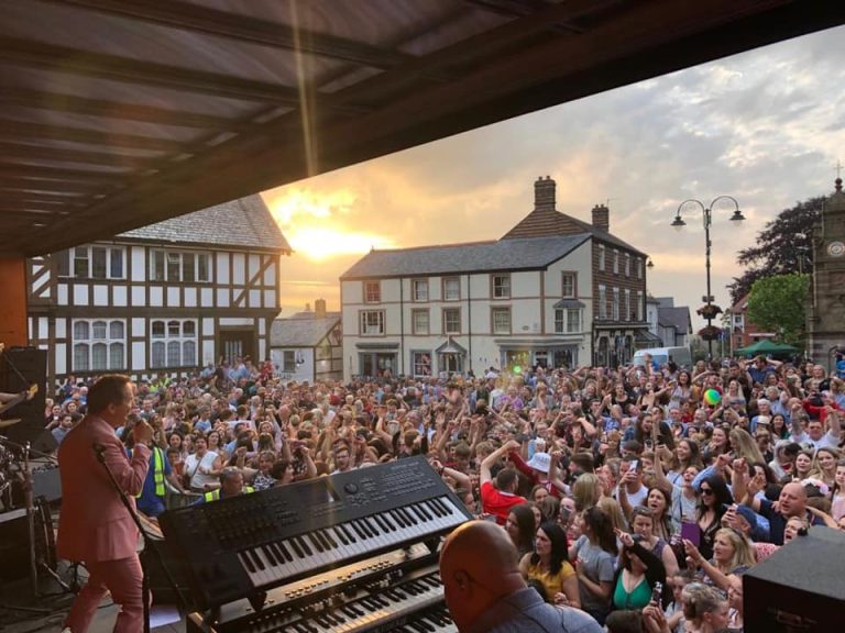 Gwyl Ruthin Festival - Gogledd Ddwyrain Cymru - North East Wales